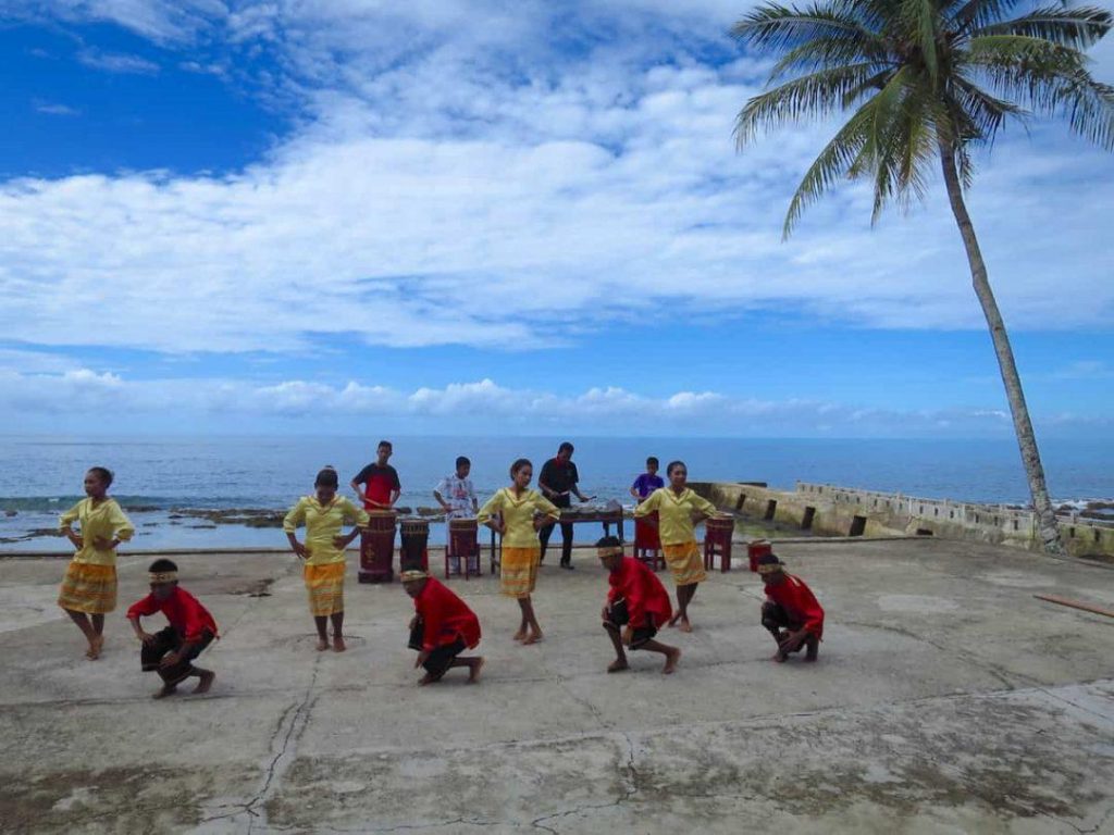 Bali does not = Indonesia | Check out the other Indonesian islands now!