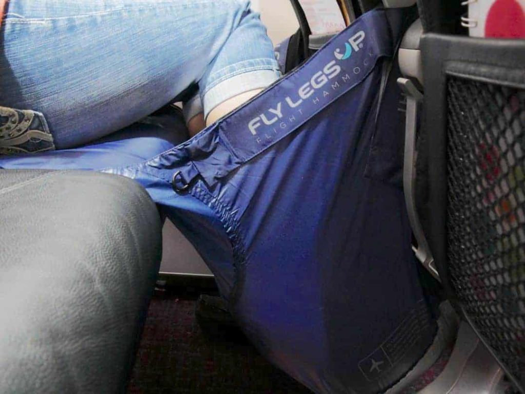 Travel more comfortably in economy class with "Fly Legs Up"