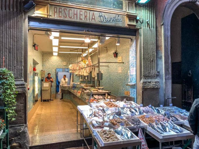 A detailed guide of the best things to in Bologna Italy